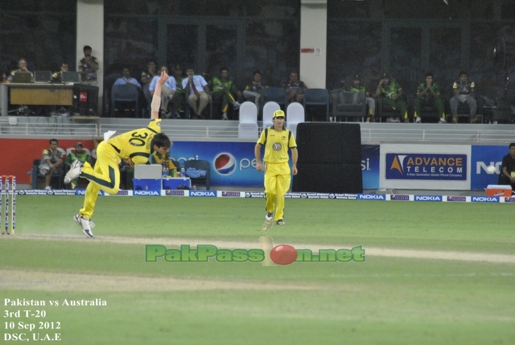 Cummins bowling | PakPassion.net