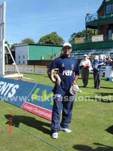 Rana Naved-ul-Hasan (Player Portrait) | PakPassion.net